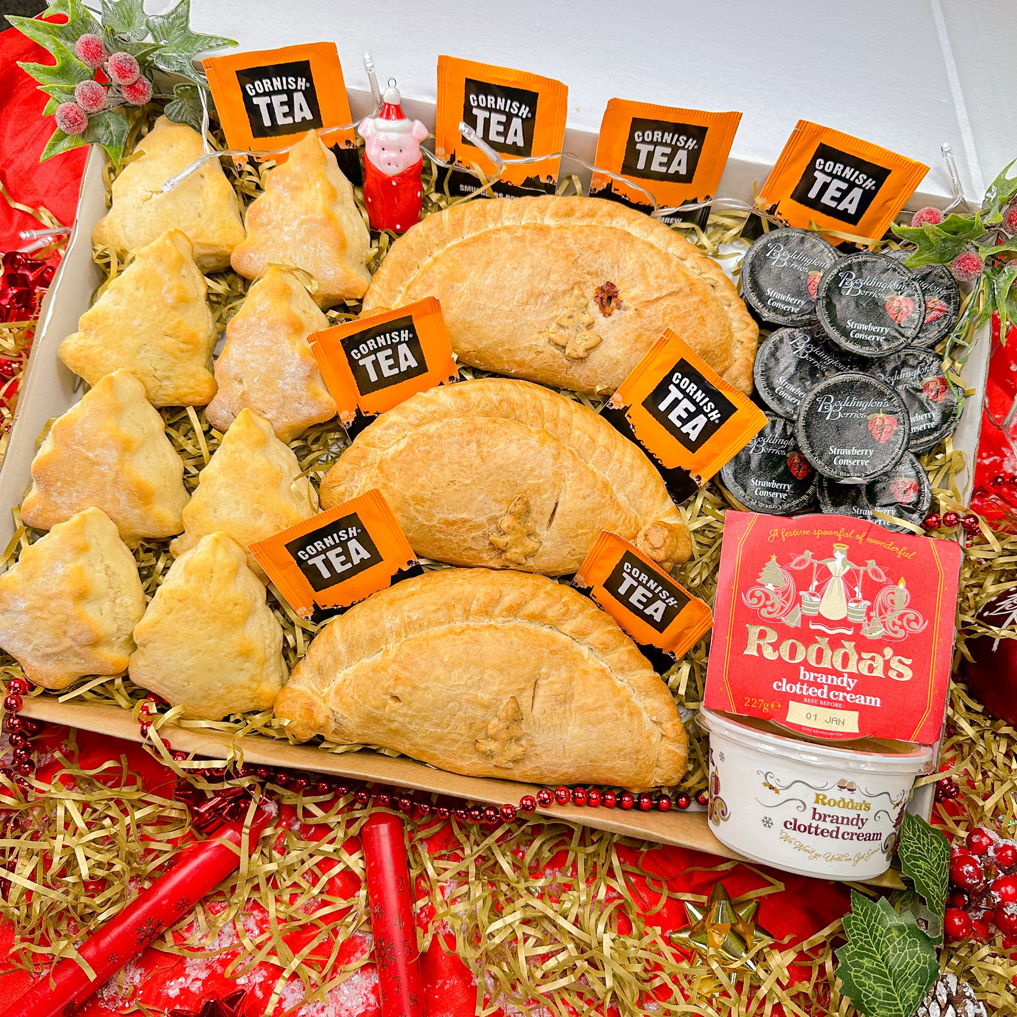 Cornish Cream Tea I Afternoon Tea Hamper Delivery I Cornwall Cream Tea Cornish Cream Tea I Afternoon Tea Hamper Delivery I Cornwall Cream Tea