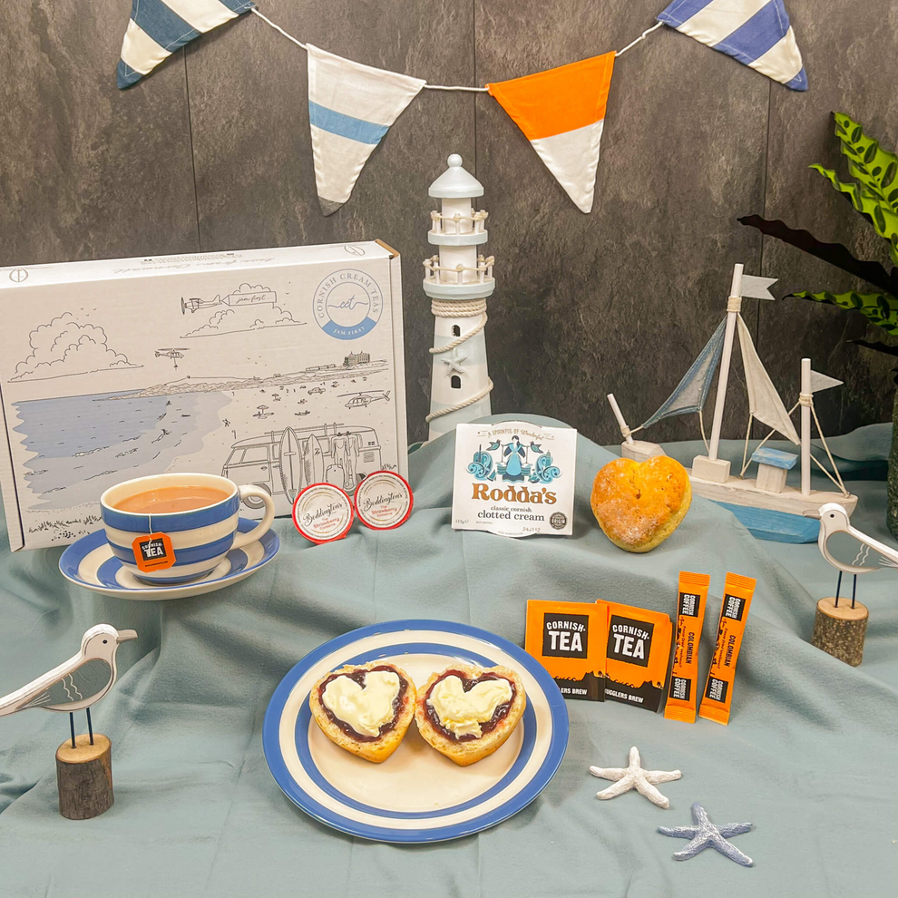 Cornish Cream Tea I Afternoon Tea Hamper Delivery I Cornwall Cream Tea ...